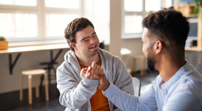 Comment devenir éducateur spécialisé - MaFormation
