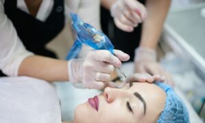 Comment devenir dermographe - MaFormation