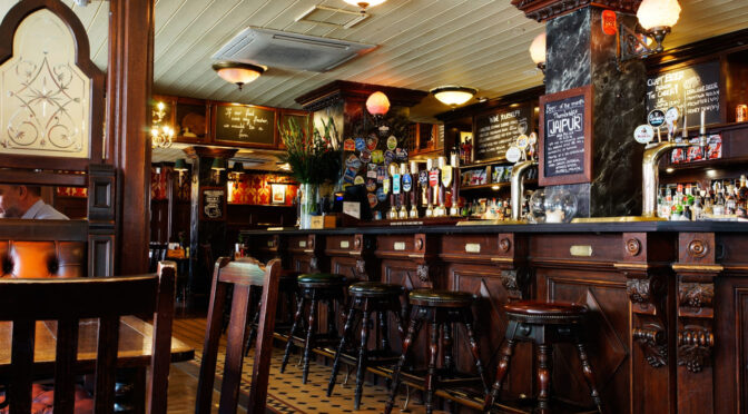 Quelle formation pour ouvrir un bar ? - MaFormation