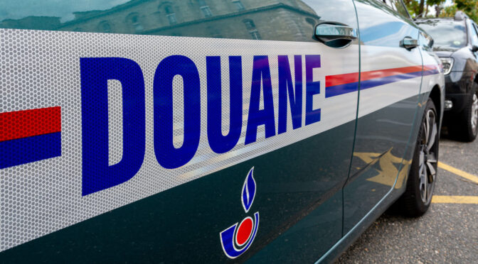 10 métiers de la douane à découvrir - MaFormation